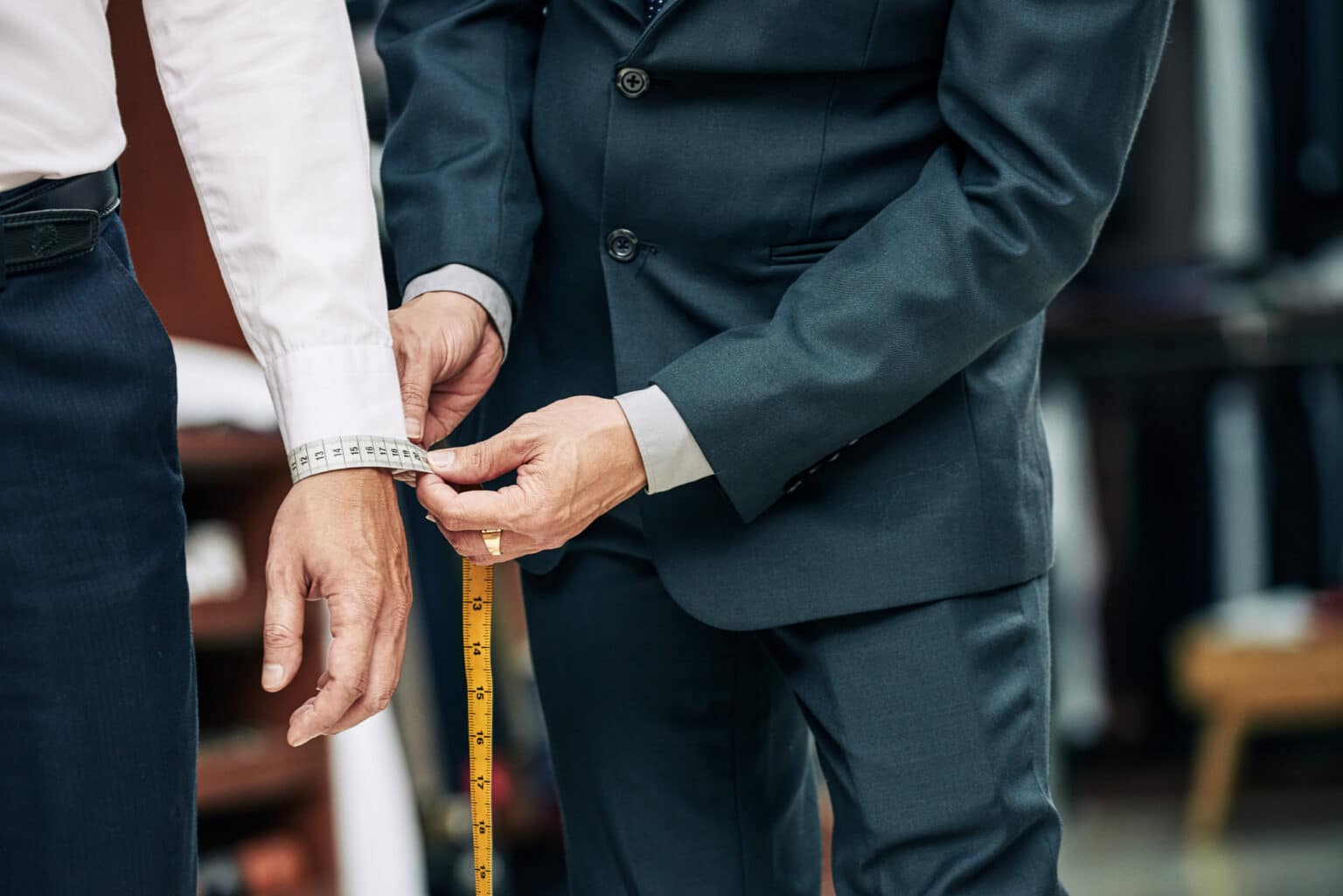 Considerations for a Shorter Man When Buying a Suit